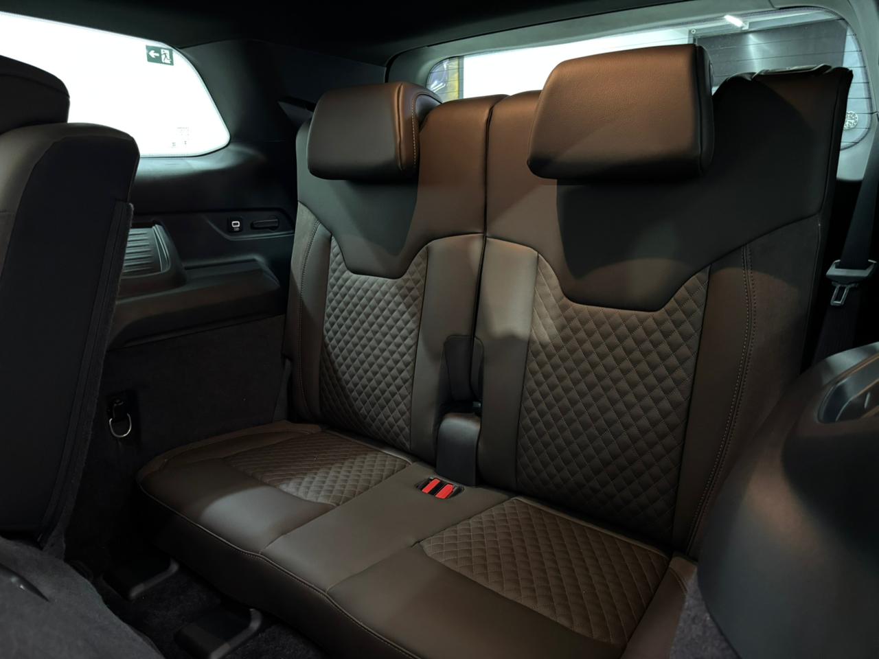 Jeep Commander Overland TD380 4×4 /2025 - Inventcar